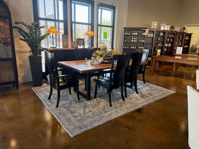 UB Series Live Edge Table + Aveda Chairs - The Amish Craftsman